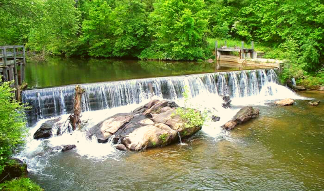 Easy Scenic Short Hikes Near Helen, Georgia - The Hobson Homestead